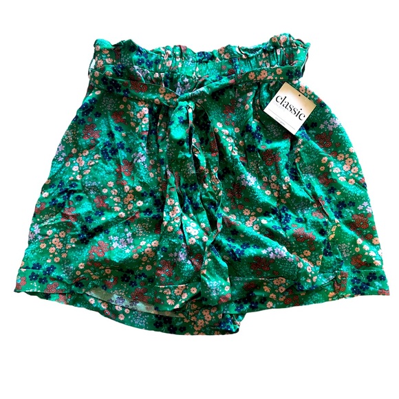 Classic Concepts | Shorts | Classic Concepts Paper Bag Floral Flowy ...
